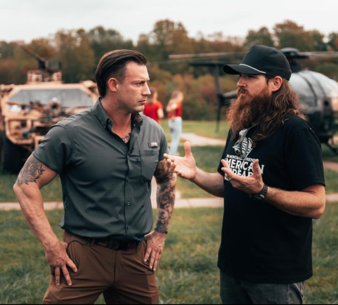 Johnny Joey Jones Bio: Wife, Family, Marines, Injury, News | fixthelife